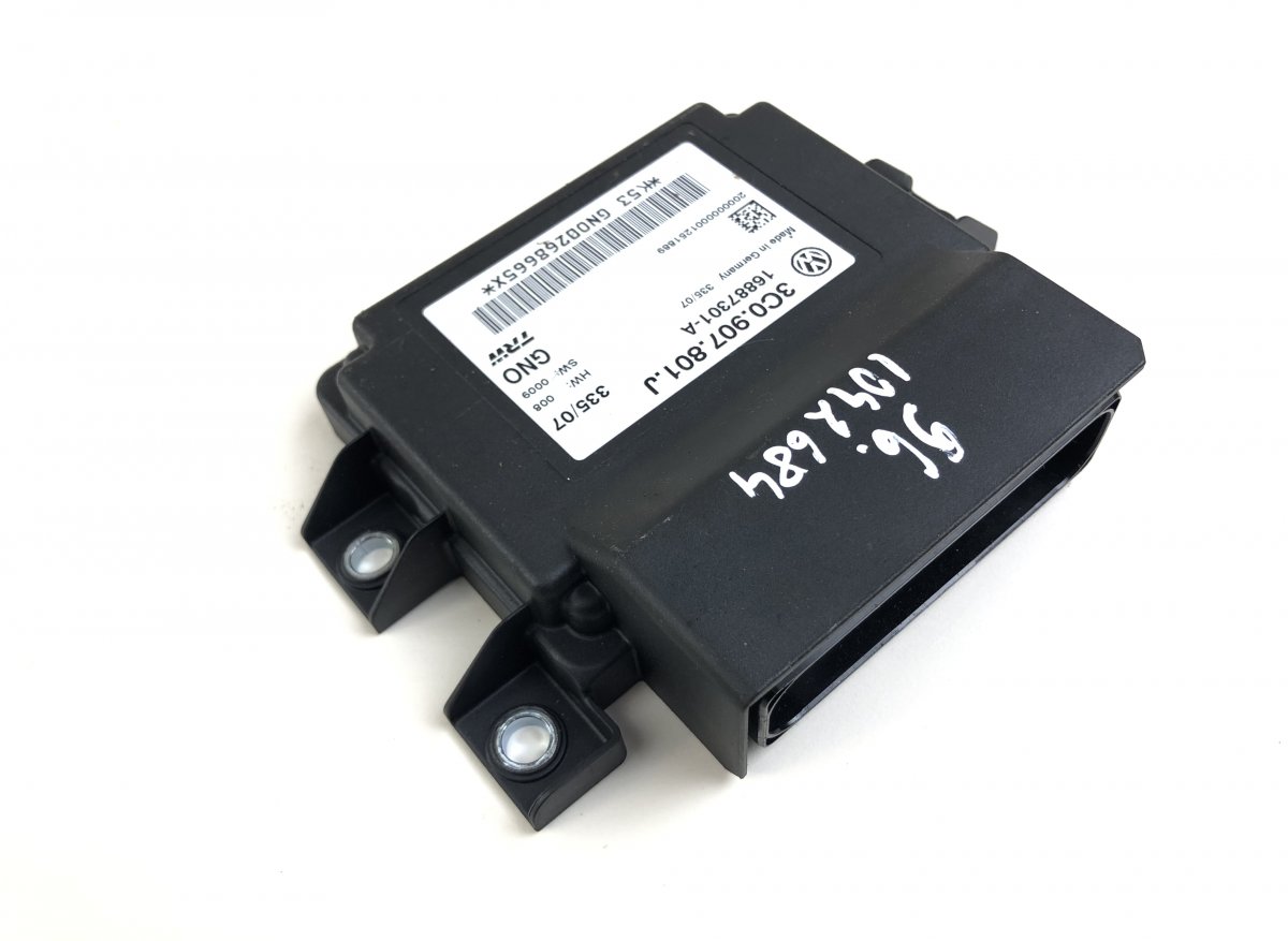 ELECTRONIC PARKING BRAKE CONTROL UNIT VW PASSAT B6 3C 2005 2010 2007 16887301A 3AA907801J ID VA2348243 VAANA AUTOLAMMUTUS Used spare parts and dismantling yard VAANA AUTOLAMMUTUS